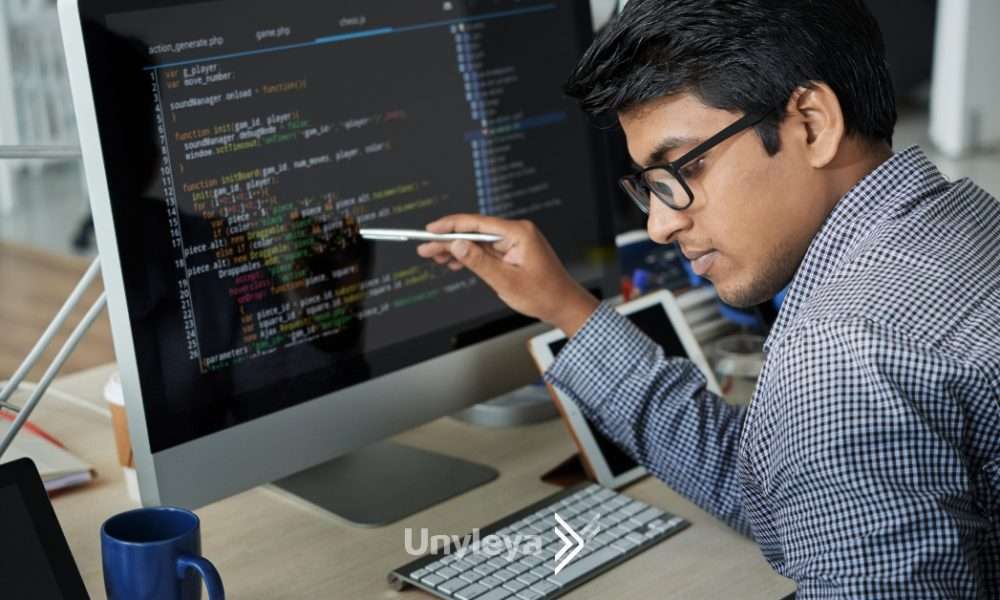 O que faz um programador e quais as principais áreas de atuação?